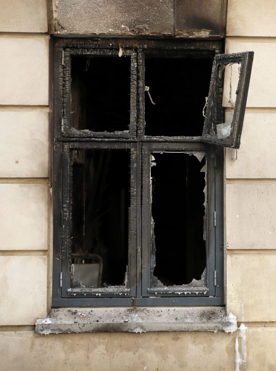 Hvordan havnede fire bandekriminelle i sag om brandattentat mod en ...