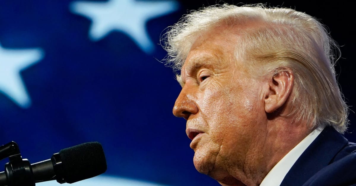 Trump truer med »helvede«, mens Iran lapper sine raketsiloer | Information